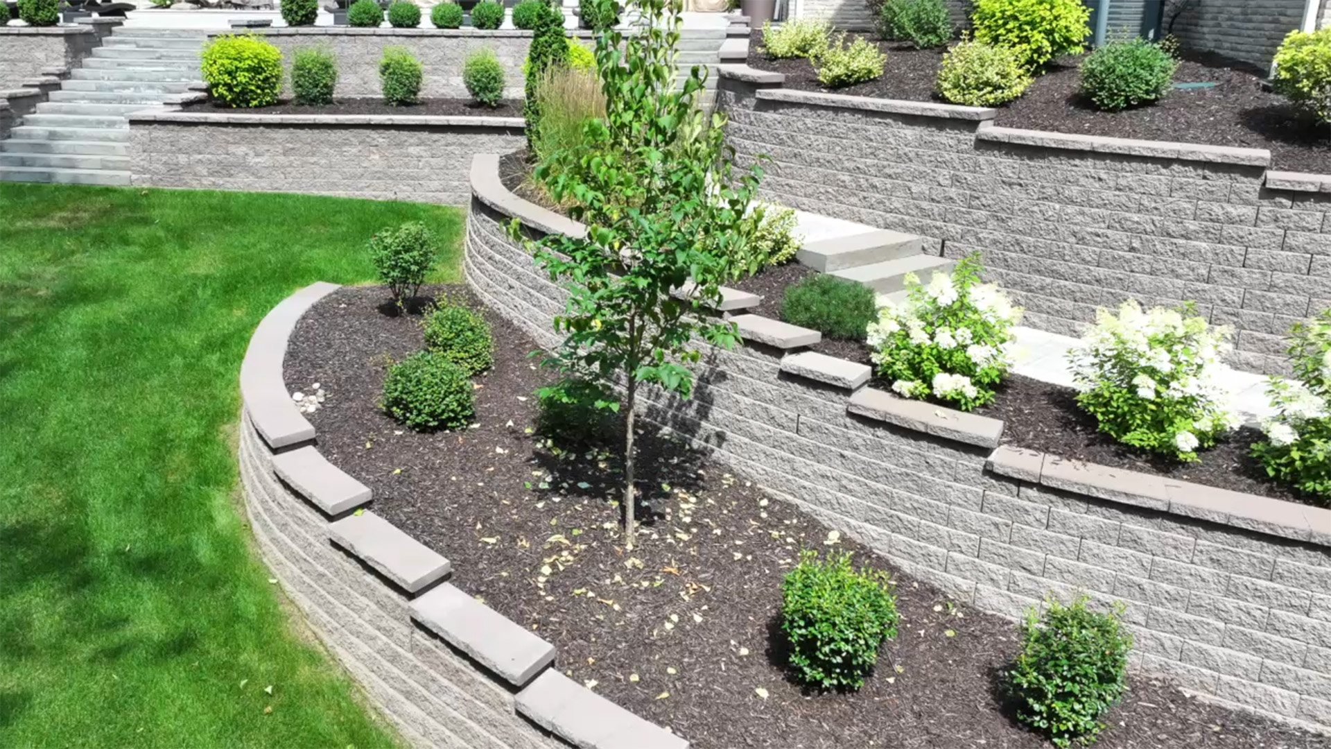 Splitface TRIBUTE® WALL SYSTEMS